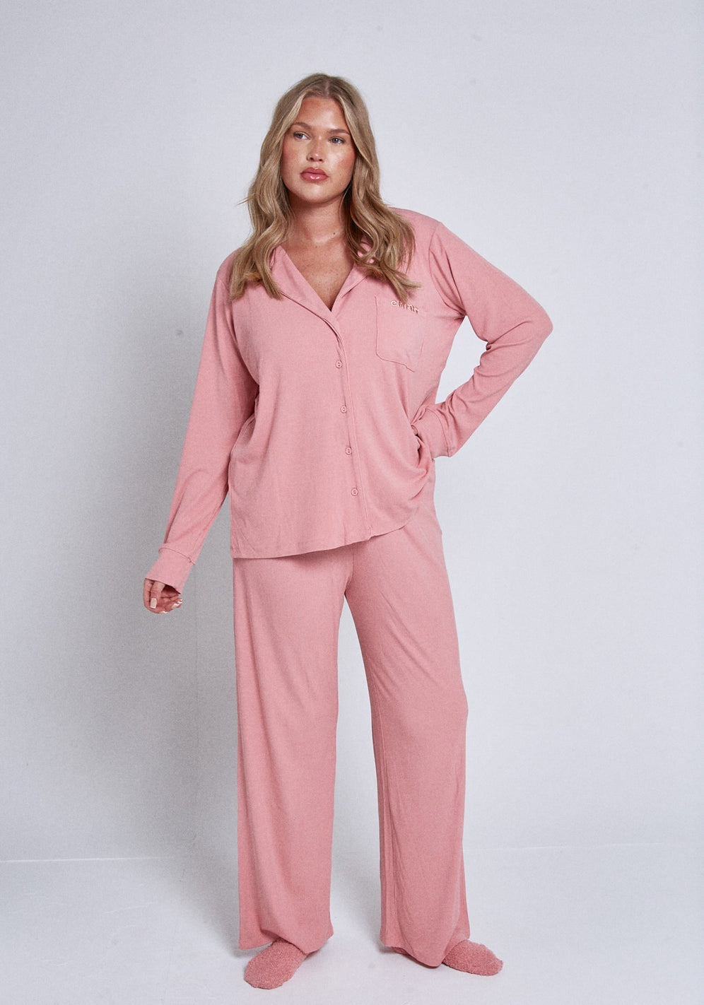 CMFRT – CLOMANÁ Beauty